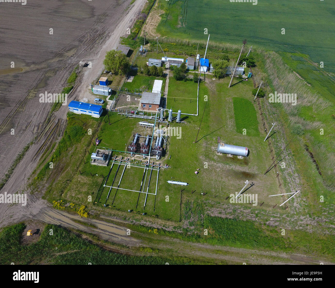Equipment for the drying gas and condensate collection. Top view. Top view of the equipment for ...