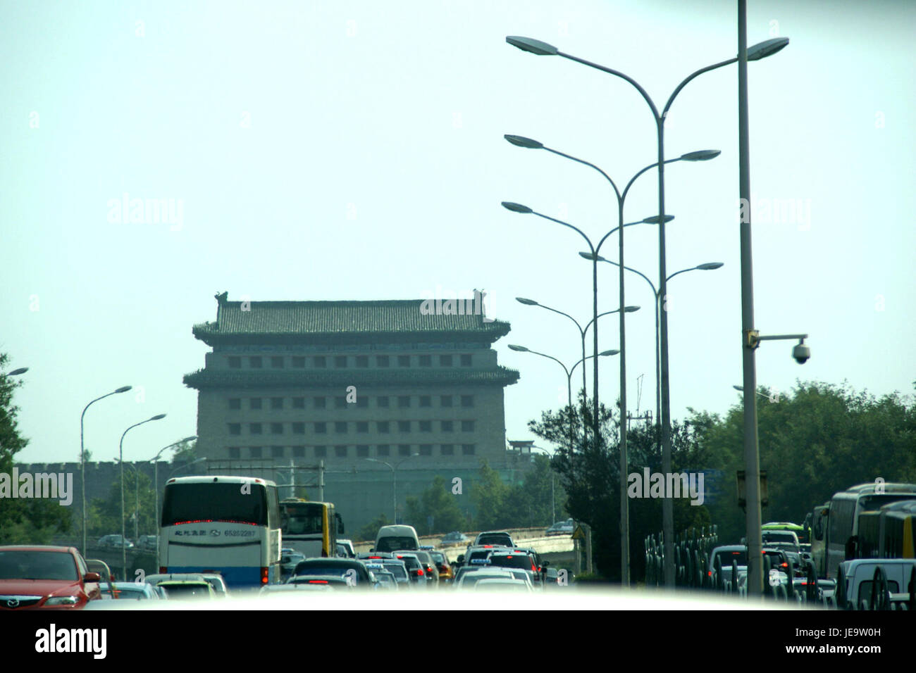The Deshengmen G6 Jingzang Expressway in Beijing is a major ...