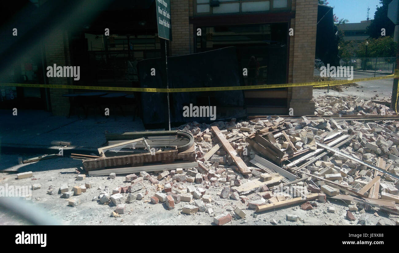 2014 south napa earthquake hi-res stock photography and images - Alamy
