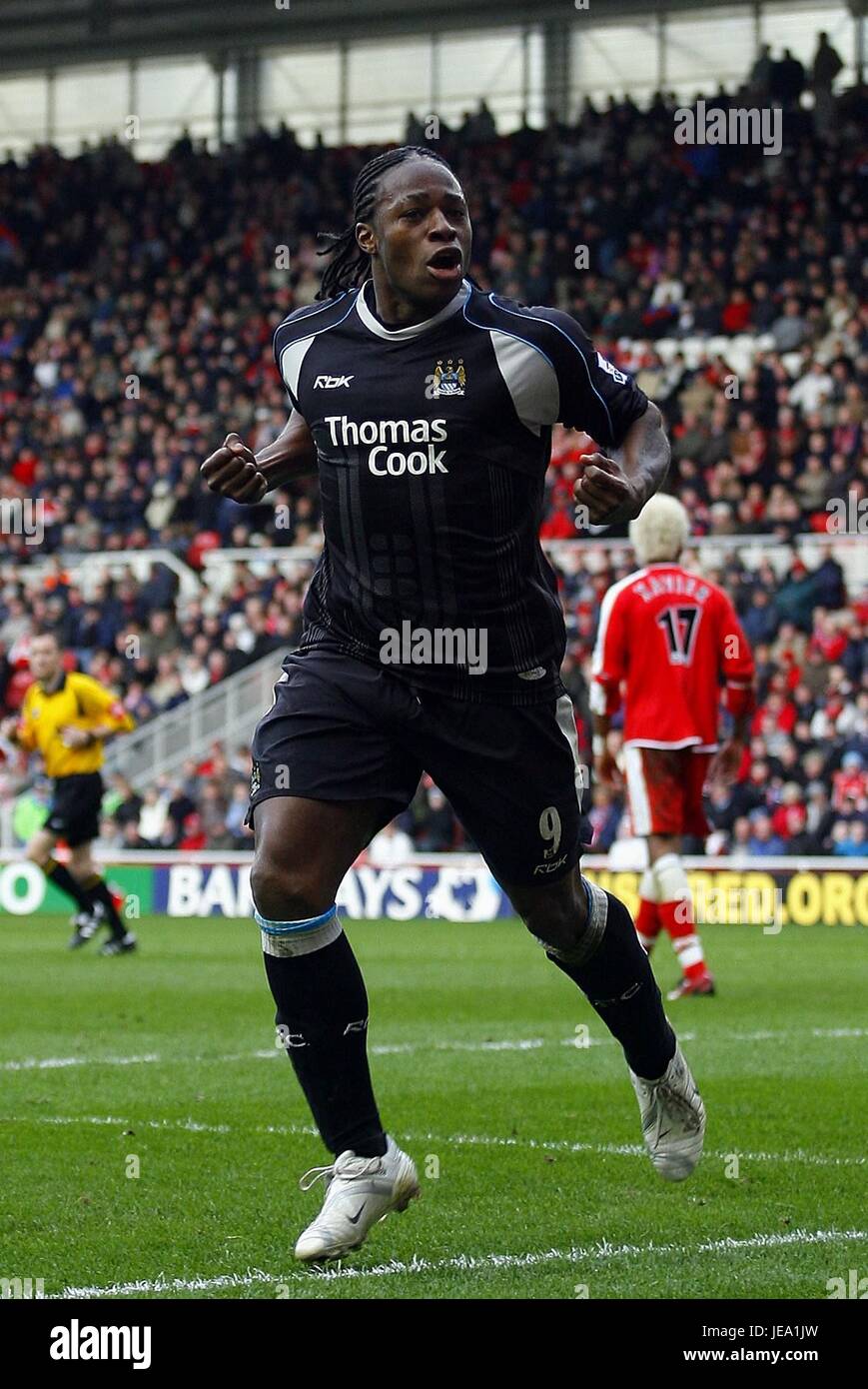 Mpenza manchester city hi-res stock photography and images - Alamy