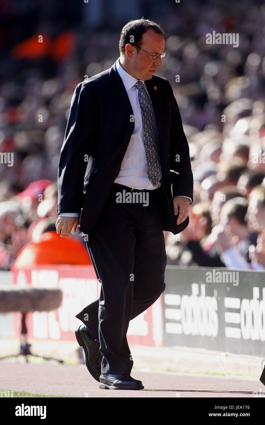 RAFAEL BENITEZ LIVERPOOL FC COACH ANFIELD LIVERPOOL ENGLAND 03 March ...