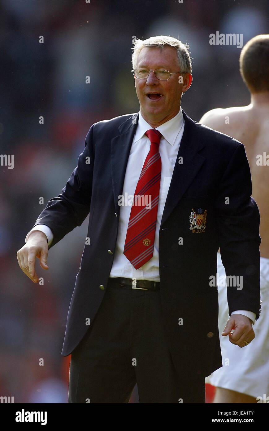 SIR ALEX FERGUSON CELEBRATES LIVERPOOL V MANCHESTER UNITED ANFIELD ...