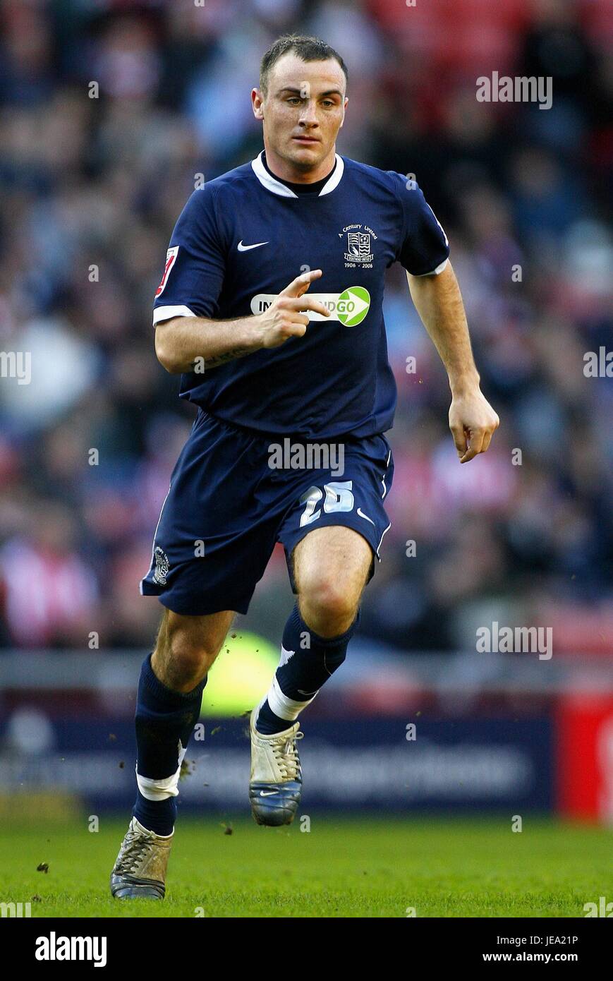 ALAN MCCORMACK SOUTHEND UNITED FC STADIUM OF LIGHT SUNDERLAND ENGLAND ...