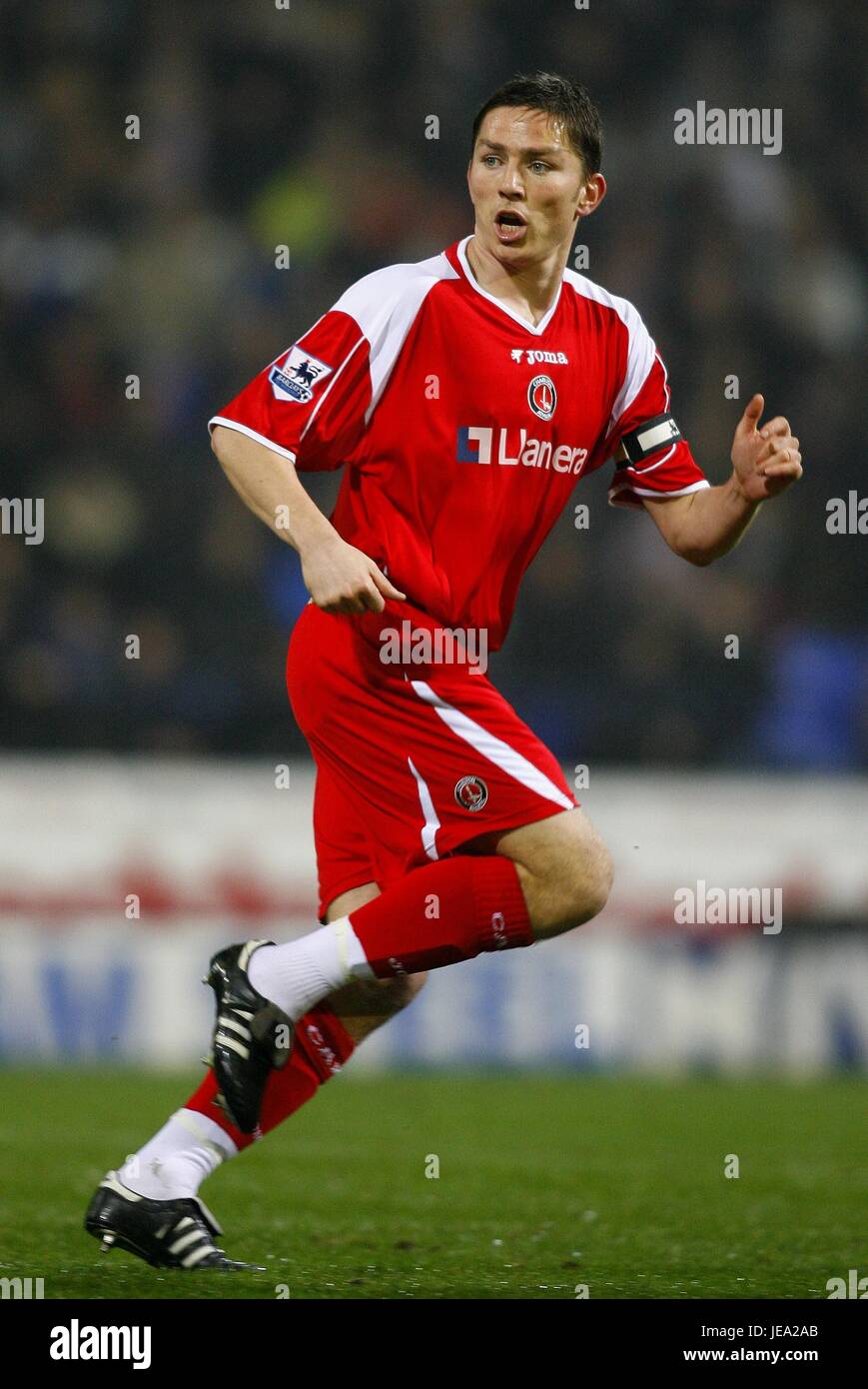 Matt holland of charlton athletic hi-res stock photography and images ...