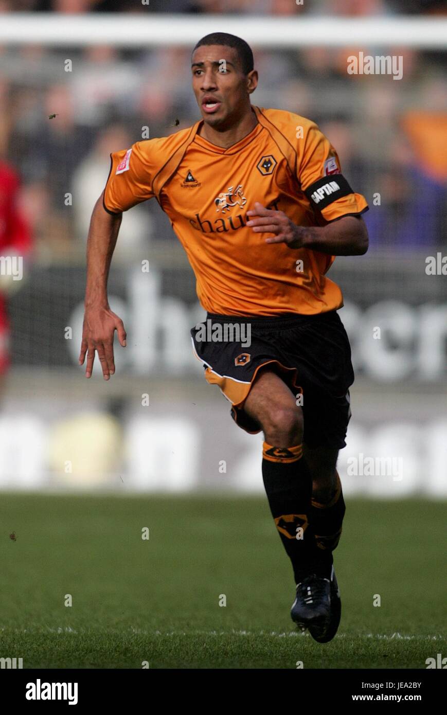 KARL HENRY WOLVERHAMPTON WANDERERS FC MOLINEUX WOLVERHAMPTON ENGLAND 28 ...