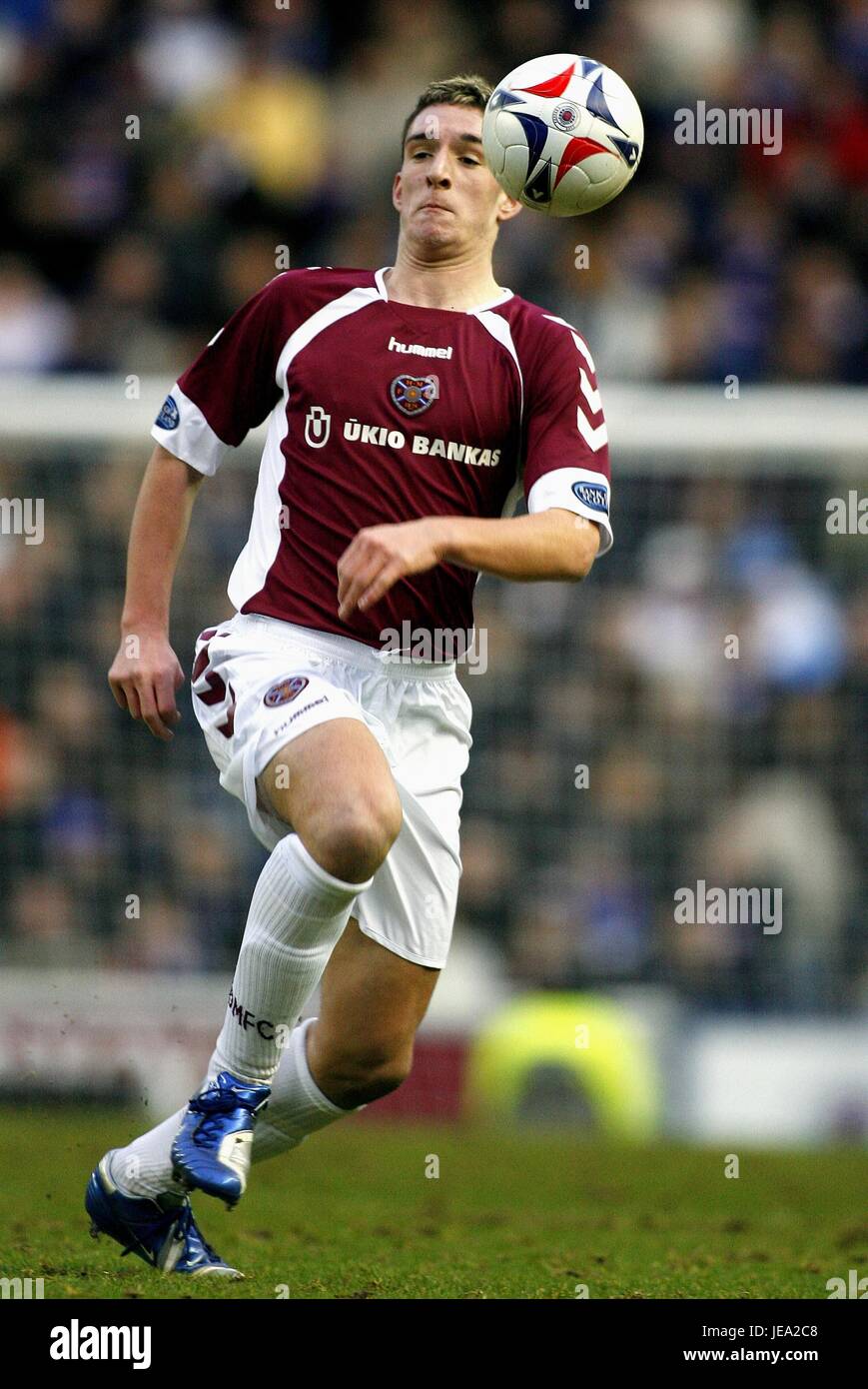 LEE WALLACE HEART OF MIDLOTHAN FC IBROX GLASGOW SCOTLAND 27 January ...