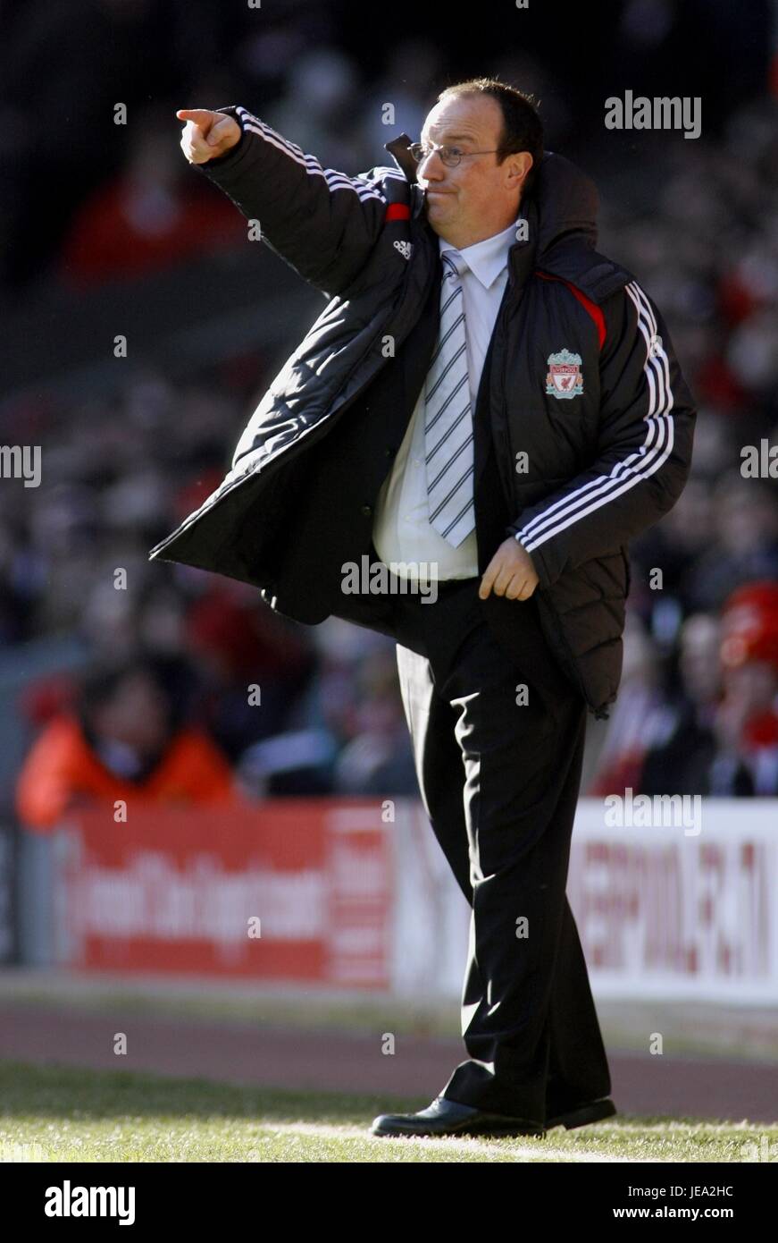 RAFAEL BENITEZ LIVERPOOL FC COACH ANFIELD LIVERPOOL ENGLAND 20 January ...