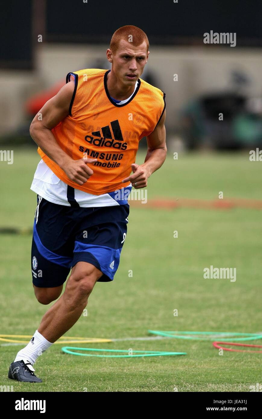 Steve sidwell chelsea hi-res stock photography and images - Alamy