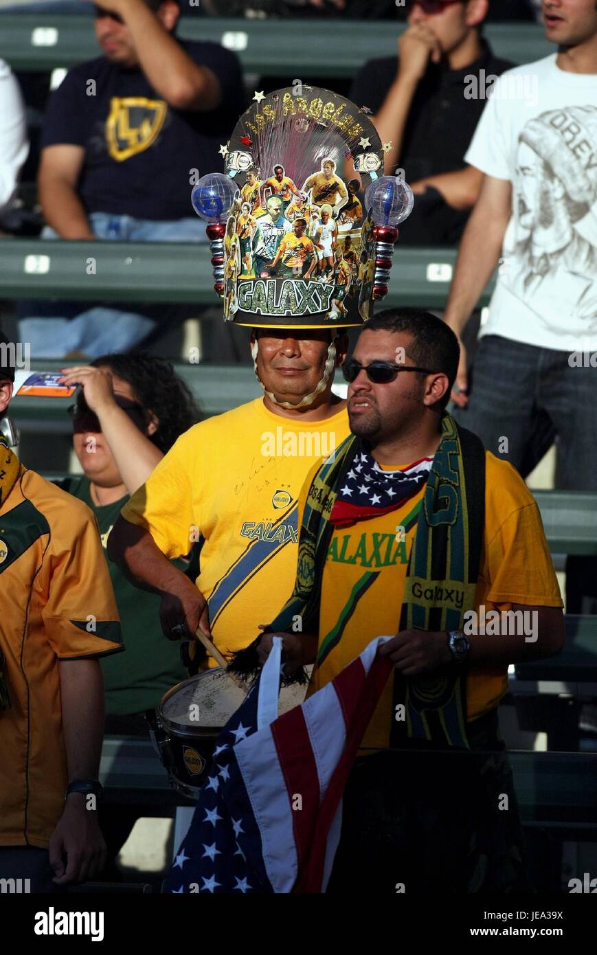 LOS ANGELES GALAXY FANS FOOTBALL FANS HOME DEPOT CENTER CARSON LOS ...