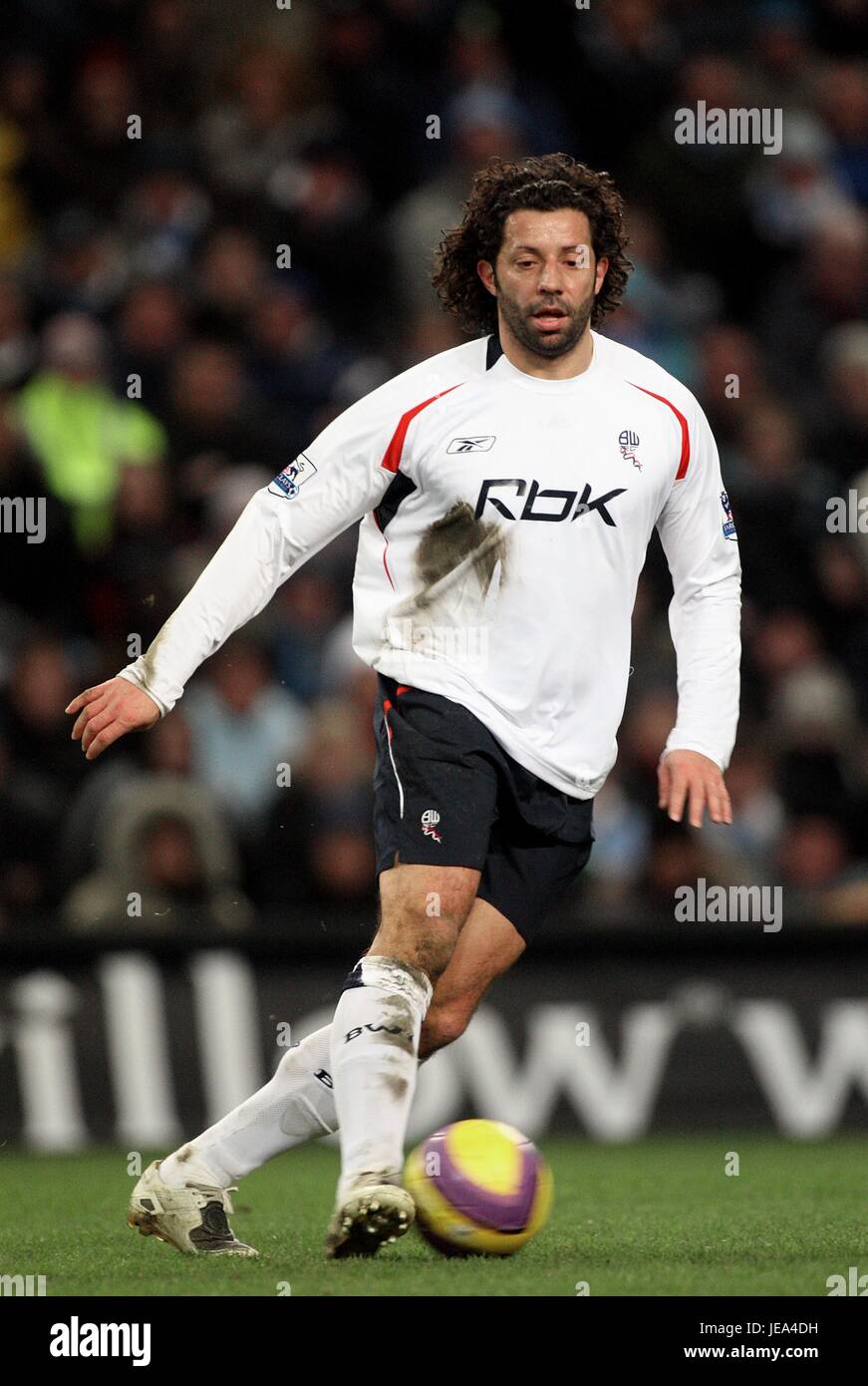 IVAN CAMPO BOLTON WANDERERS FC CITY OF MANCHESTER STADIUM MANCHESTER ...