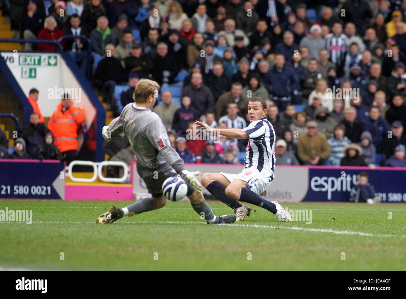 ROMAN BEDNAR SCORES FOR WEST B WEST BROM V CHARLTON THE HAWTHORNS WEST ...