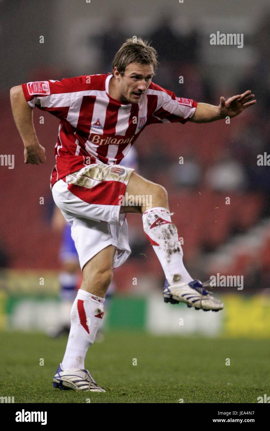 LIAM LAWRENCE STOKE CITY FC BRITANNIA STADIUM STOKE ON TRENT GREAT ...