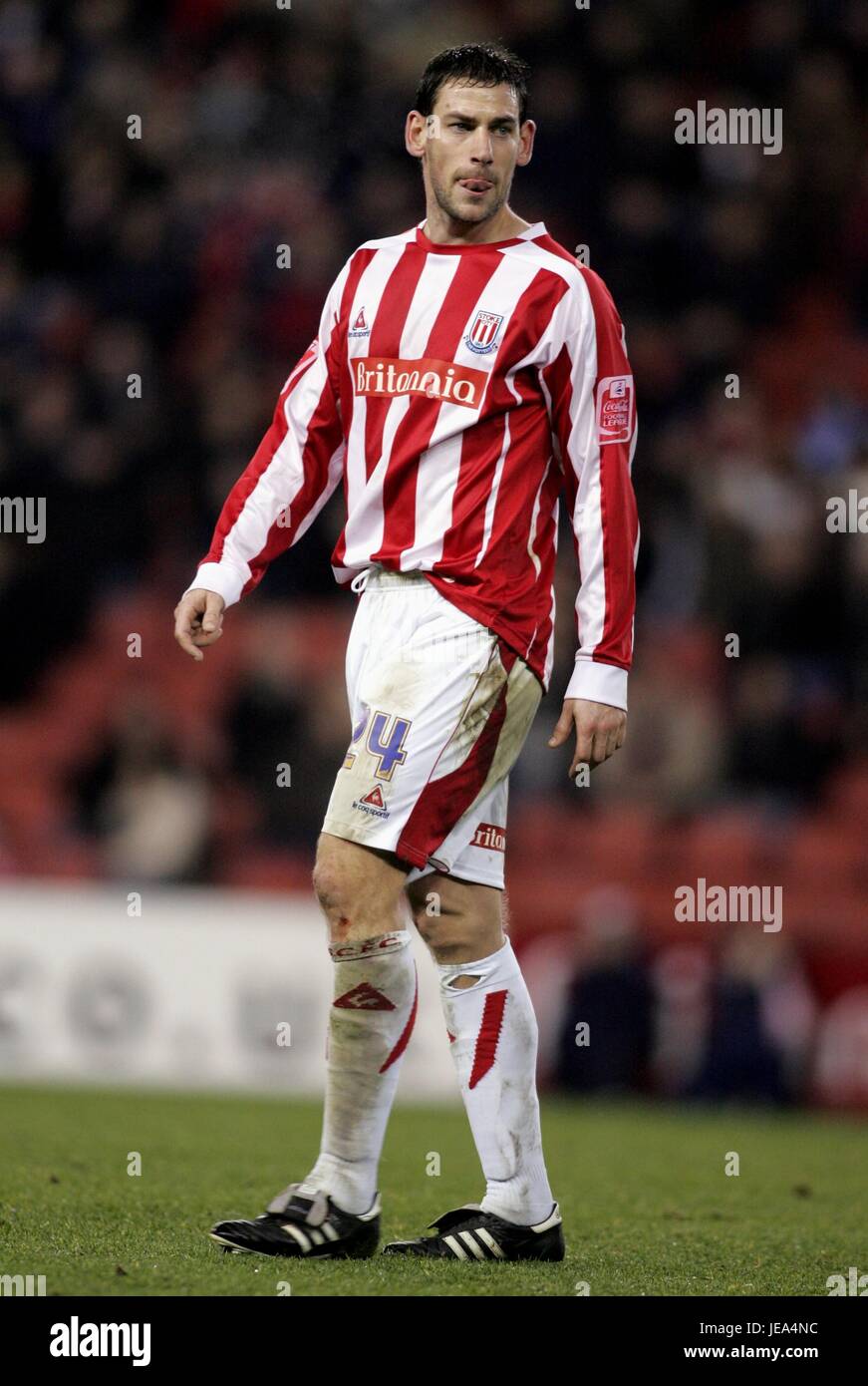 Full length rory delap hi-res stock photography and images - Alamy