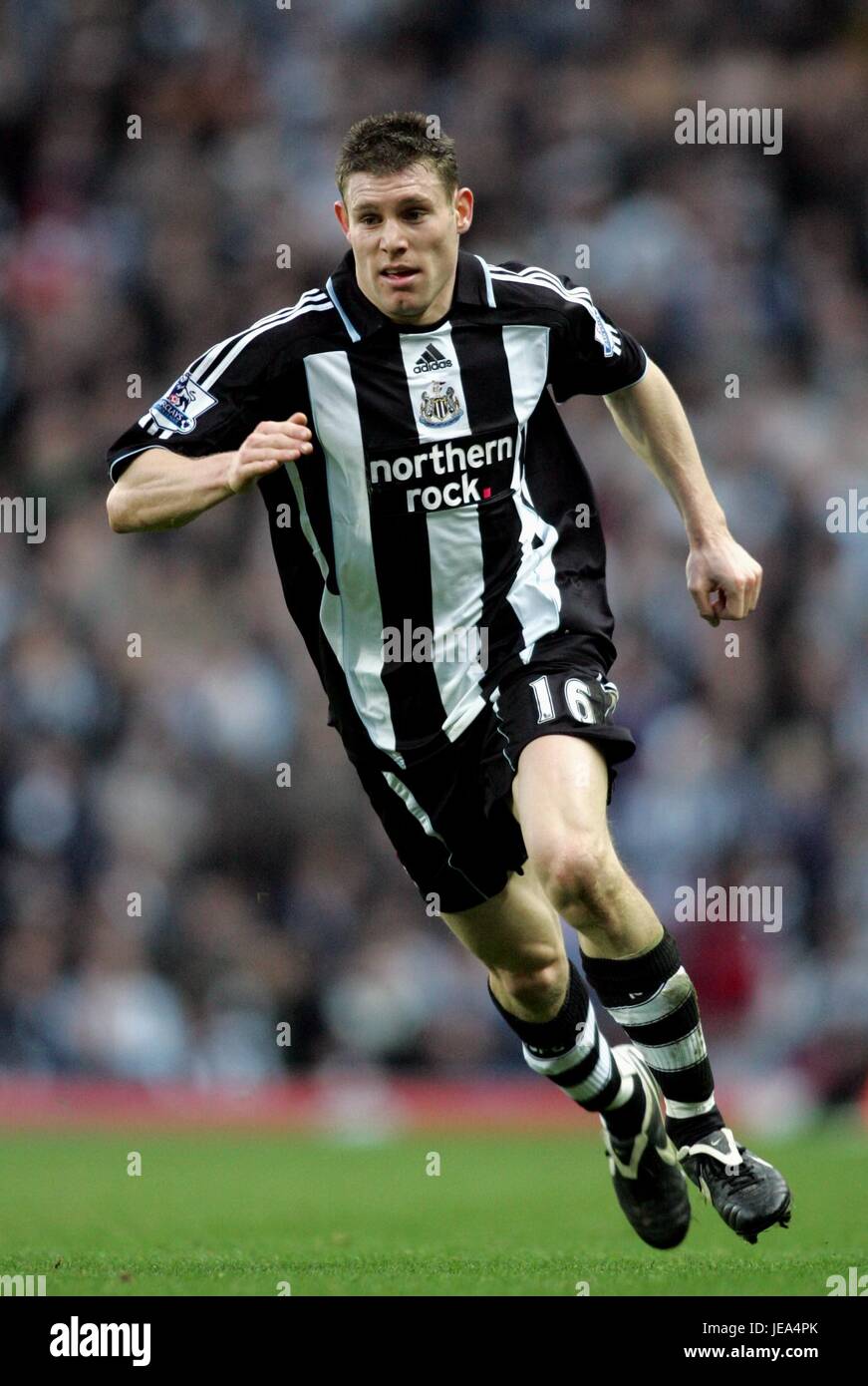 James milner newcastle united fc hi-res stock photography and images ...