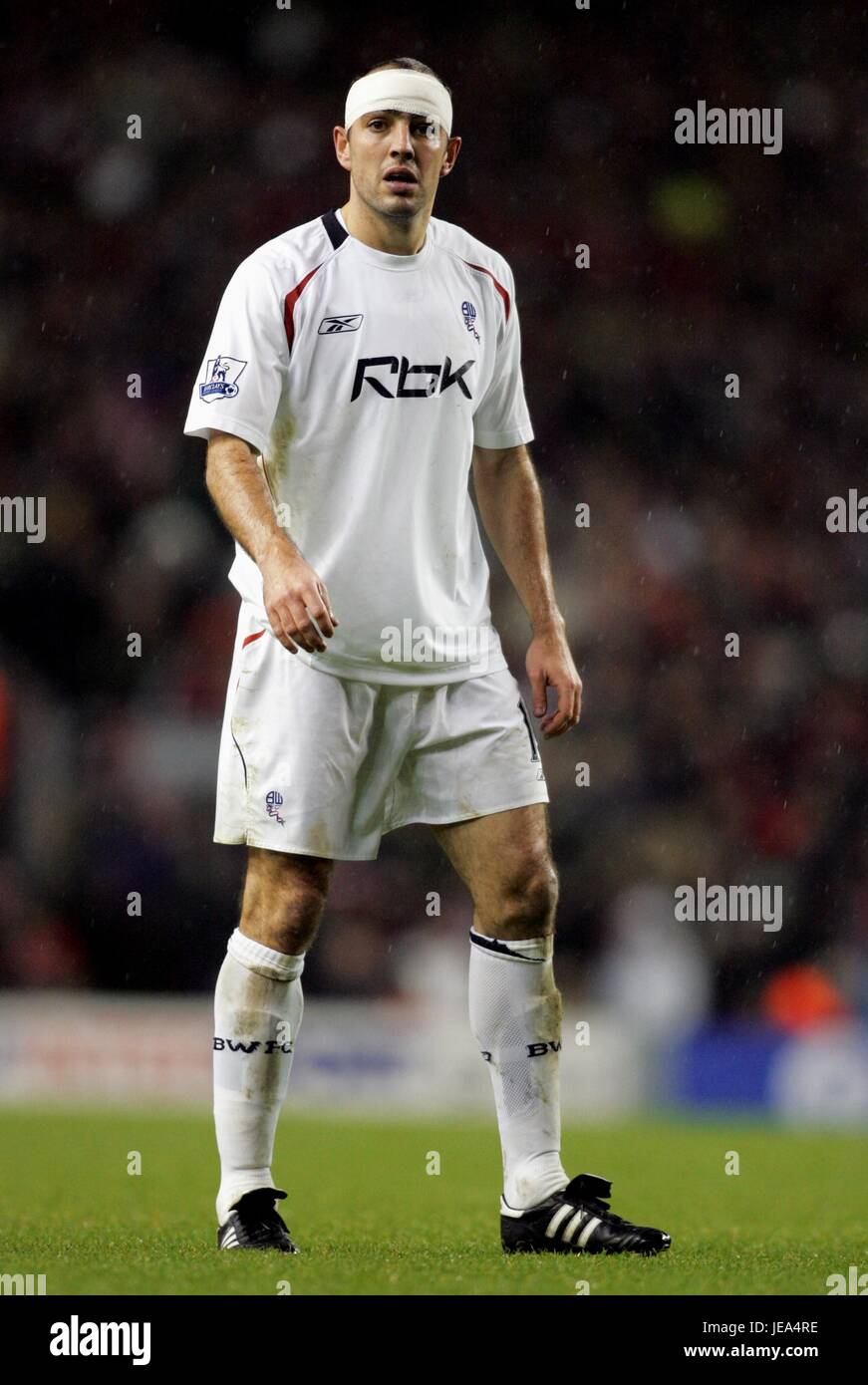 GAVIN MCCANN BOLTON WANDERERS FC ANFIELD LIVERPOOL GREAT BRITAIN 02 ...
