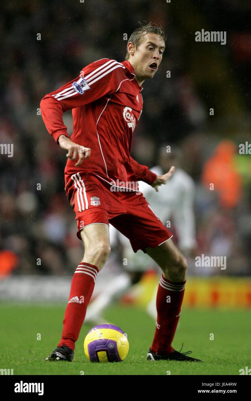PETER CROUCH LIVERPOOL FC ANFIELD LIVERPOOL GREAT BRITAIN 02 December ...
