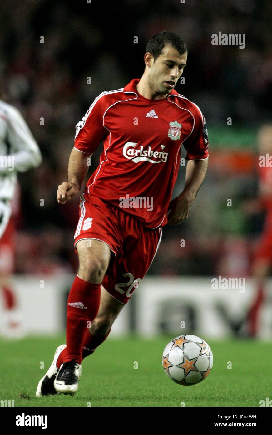 JAVIER MASCHERANO LIVERPOOL FC ANFIELD LIVERPOOL ENGLAND 06 November ...
