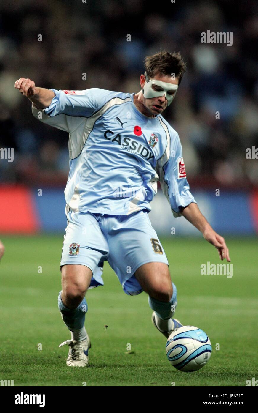 STEPHEN HUGHES COVENTRY FC RICOH STADIUM COVENTRY ENGLAND 12 November ...