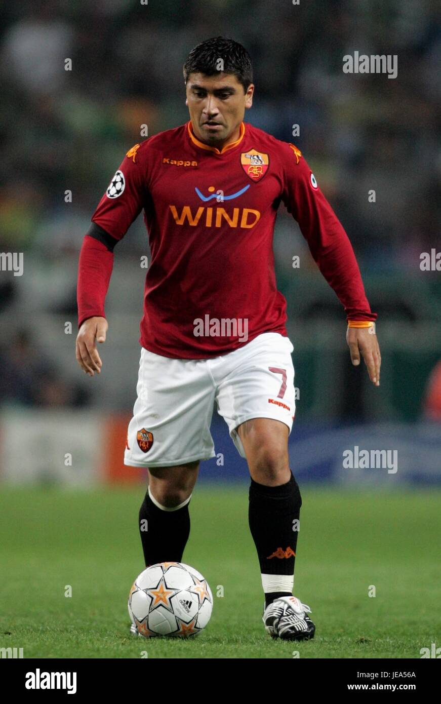 David pizarro hi-res stock photography and images - Alamy