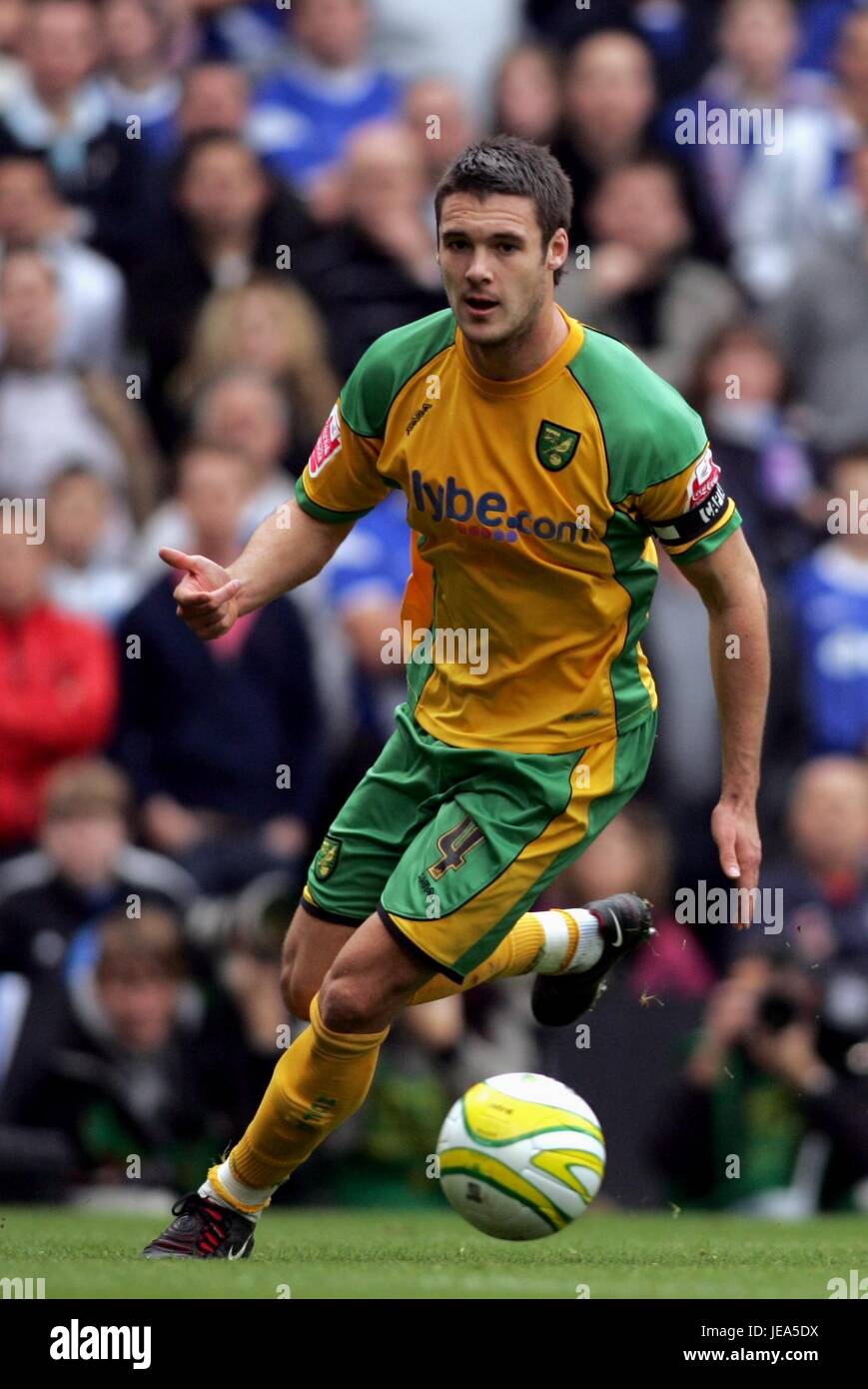 Norwich city carrow road hi-res stock photography and images - Alamy
