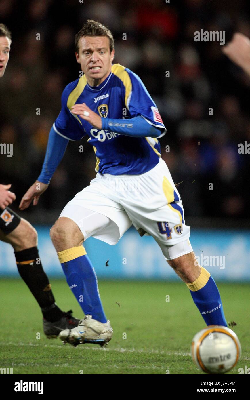 GAVIN RAE CARDIFF CITY FC KC STADIUM HULL ENGLAND 01 December 2007 ...