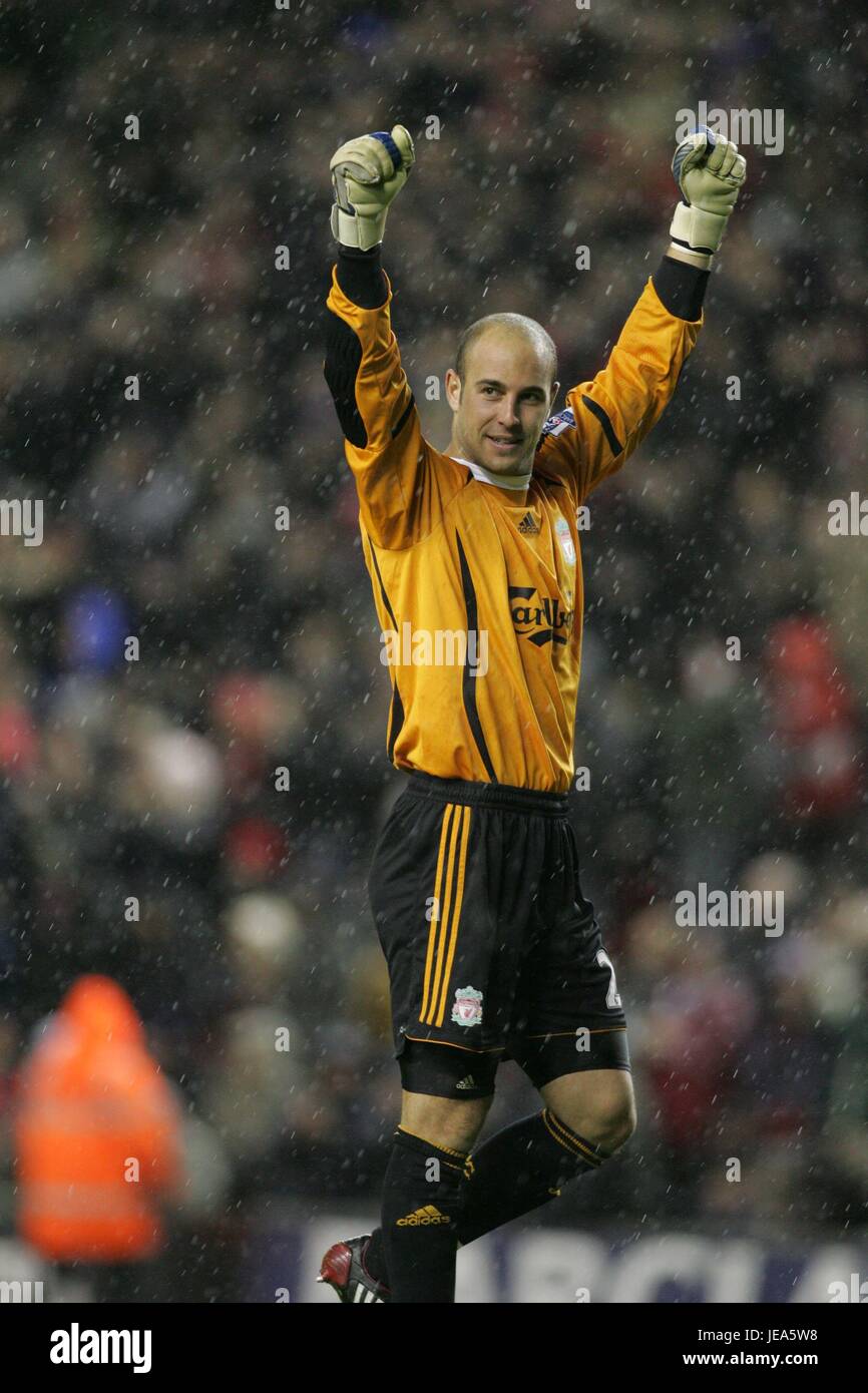 Anfield jose reina hi-res stock photography and images - Alamy