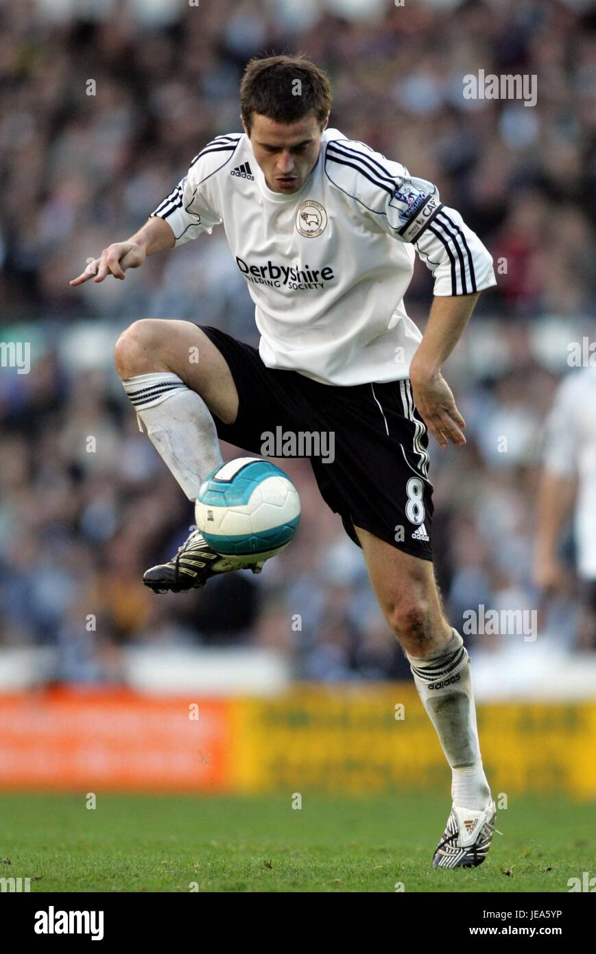 MATT OAKLEY DERBY COUNTY FC PRIDE PARK DERBY GREAT BRITAIN 28 October ...