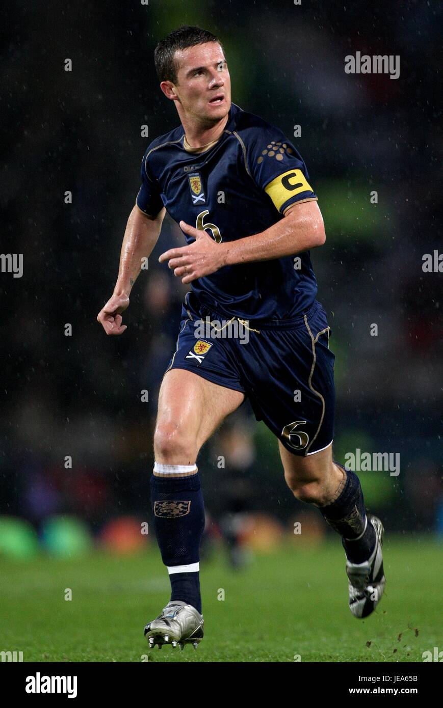 BARRY FERGUSON SCOTLAND & GLASGOW RANGERS FC HAMPDEN PARK GLASGOW ...