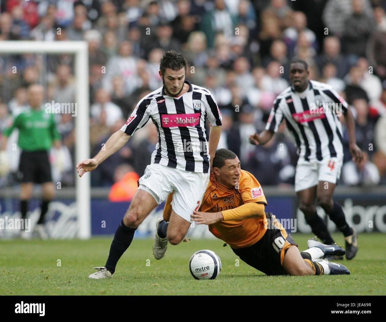 Wba v wolves hi-res stock photography and images - Alamy