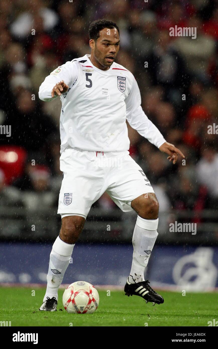 JOLEON LESCOTT ENGLAND & EVERTON FC WEMBLEY LONDON ENGLAND 21 November ...