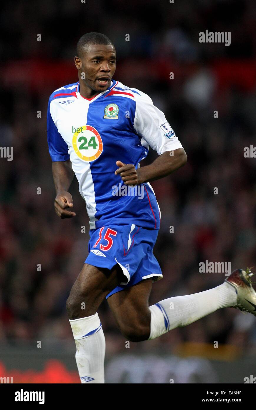 Blackburn rovers aaron mokoena hi-res stock photography and images - Alamy