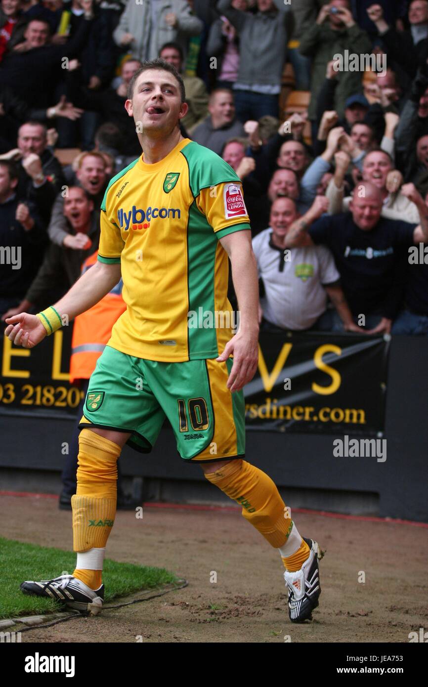 Jamie cureton norwich hi-res stock photography and images - Alamy