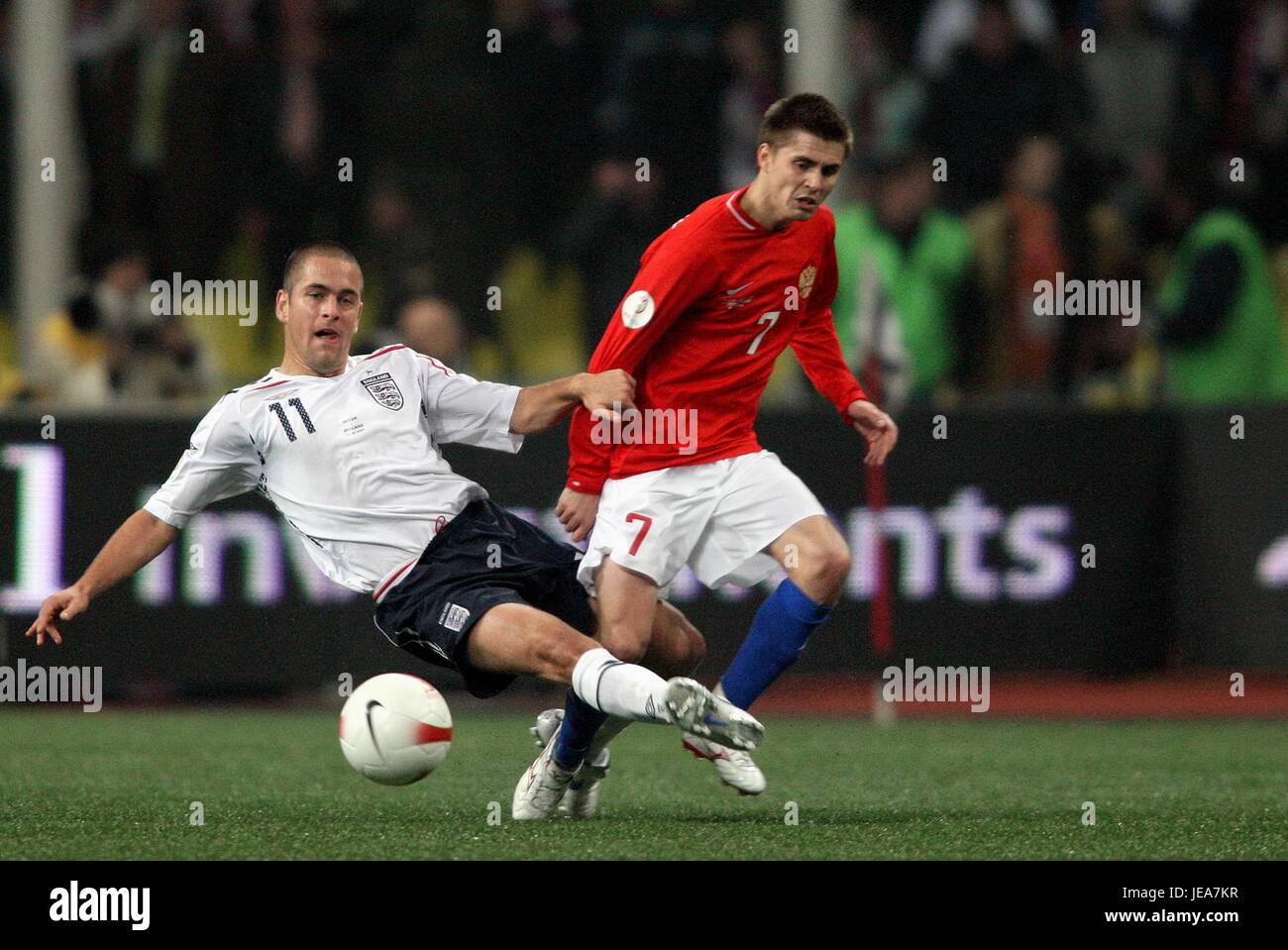 JOE COLE & DMITRY TORBINSKIY RUSSIA V ENGLAND LUZHNIKI STADIUM MOSCOW ...