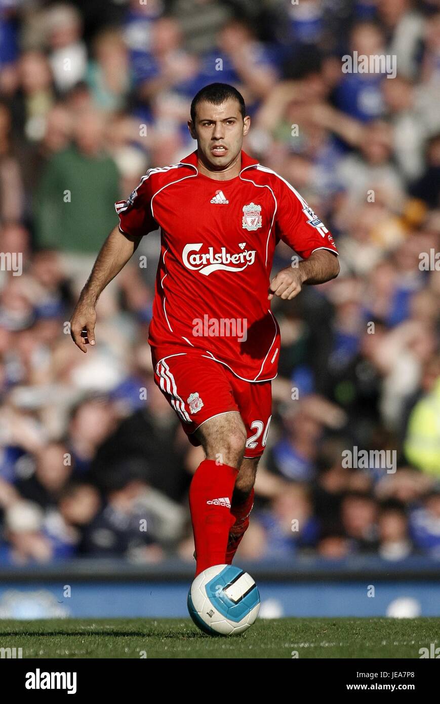 JAVIER MASCHERANO LIVERPOOL FC GOODISON PARK LIVERPOOL ENGLAND 20 ...