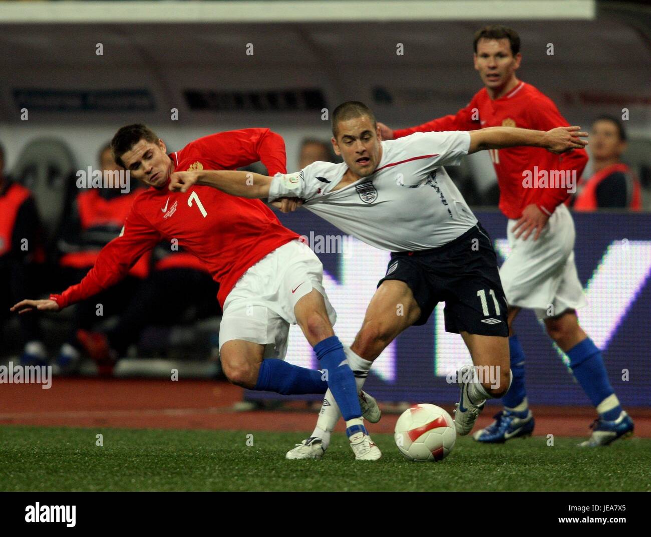 JOE COLE & DMITRY TORBINSKIY RUSSIA V ENGLAND LUZHNIKI STADIUM MOSCOW ...