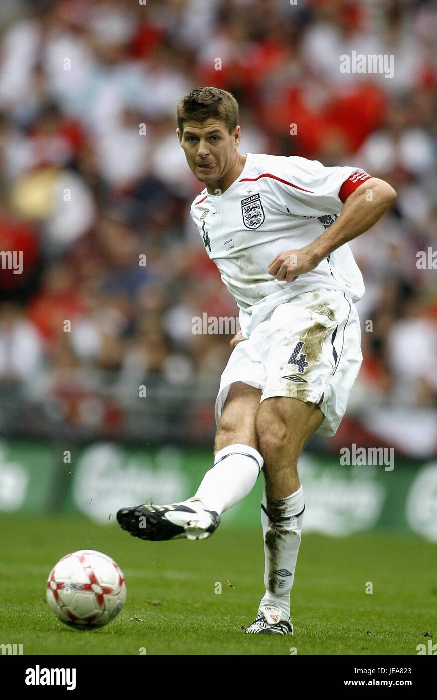 STEVEN GERRARD, ENGLAND and LIVERPOOL FC, ENGLAND V ESTONIA, 2007 Stock ...