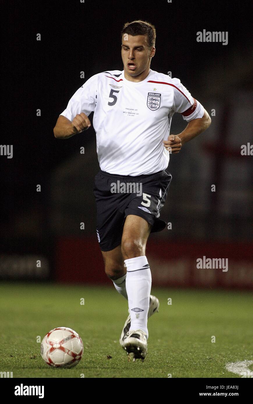 STEVEN TAYLOR ENGLAND U21 & NEWCASTLE UNITED WALKERS STADIUM LEICESTER ...