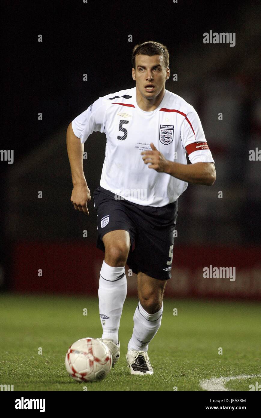 STEVEN TAYLOR ENGLAND U21 & NEWCASTLE UNITED WALKERS STADIUM LEICESTER ...