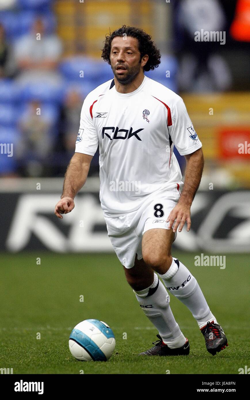 IVAN CAMPO BOLTON WANDERERS FC REEBOK STADIUM BOLTON ENGLAND 07 October ...