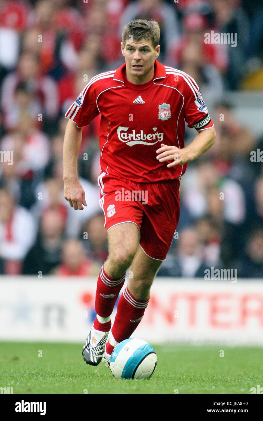 STEVEN GERRARD LIVERPOOL FC ANFIELD LIVERPOOL ENGLAND 07 October 2007 ...