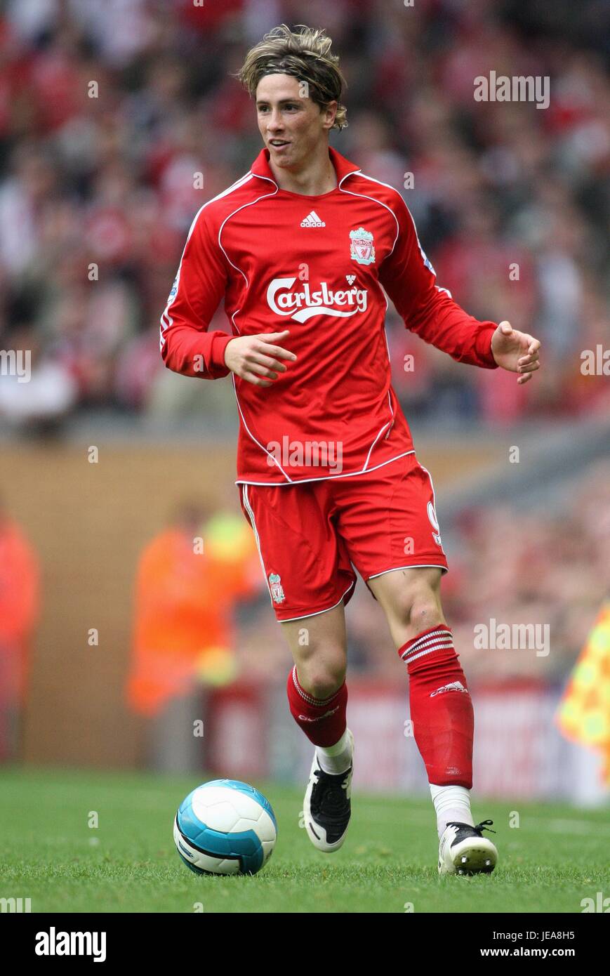 Fernando torres liverpool hi-res stock photography and images - Alamy