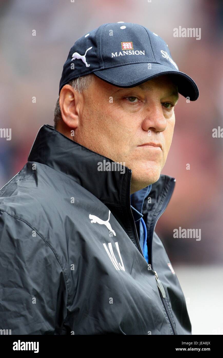 Tottenham hotspur manager hi-res stock photography and images - Alamy