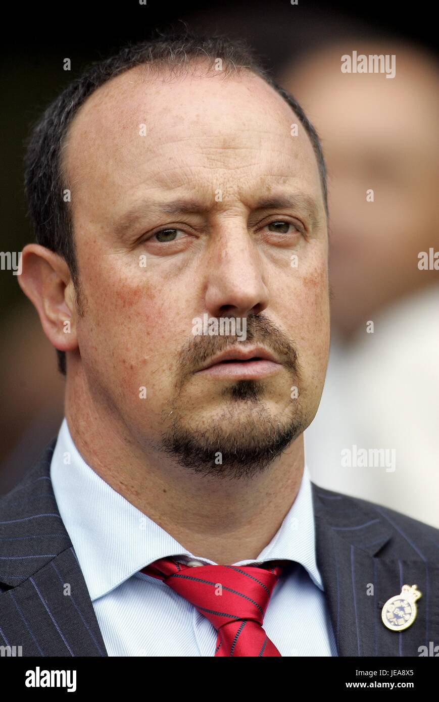 RAFA BENITEZ LIVERPOOL FC MANAGER JJB STADIUM WIGAN ENGLAND 29 ...
