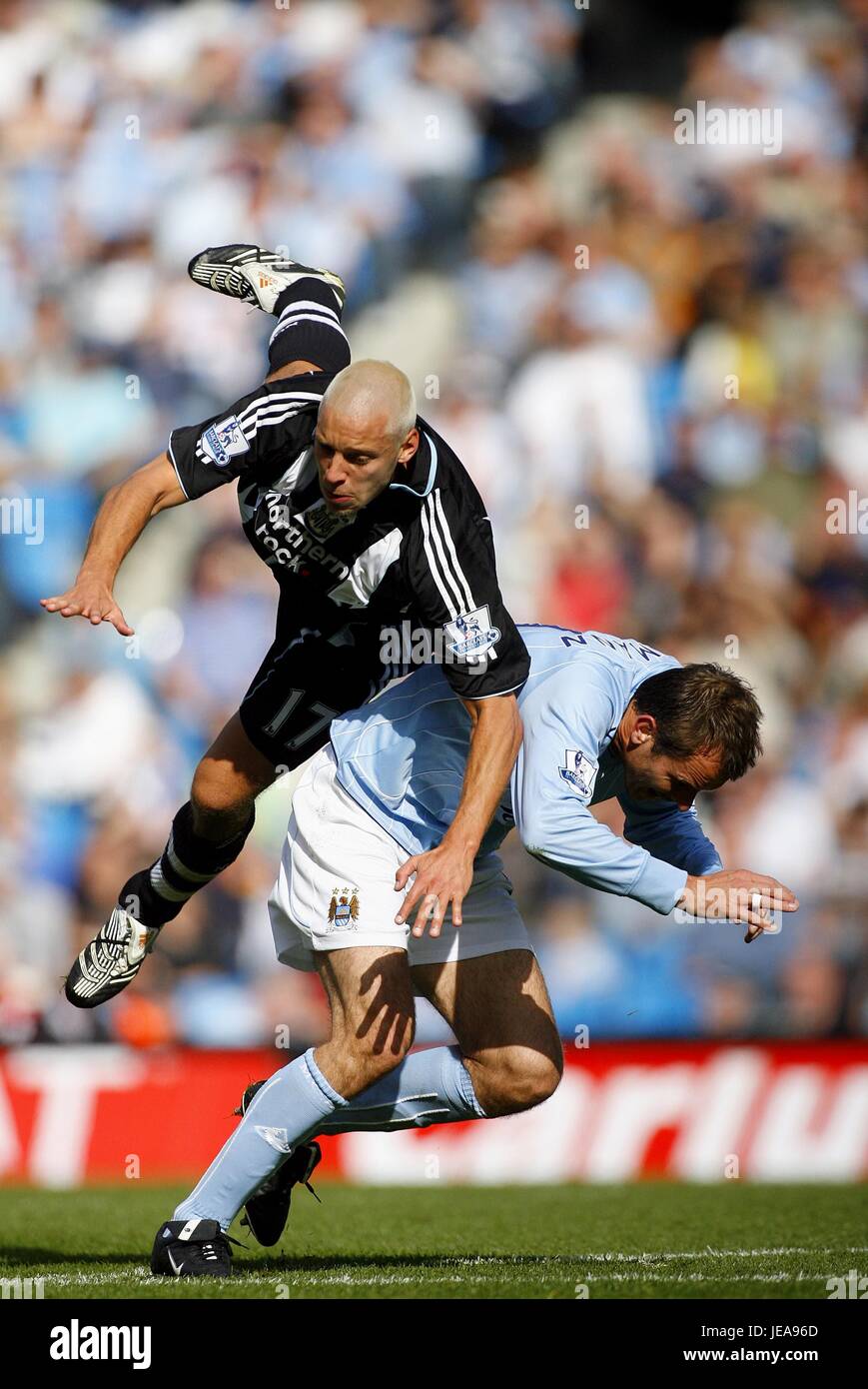ALAN SMITH & DIETMAR HAMANN MANCHESTER CITY V NEWCASTLE UT CITY OF ...