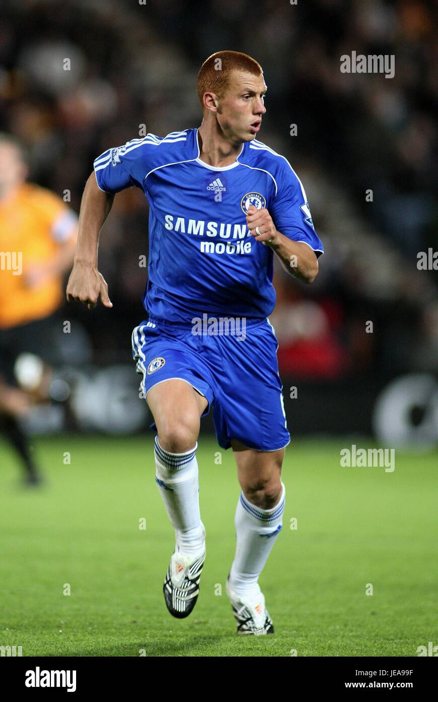 STEVE SIDWELL CHELSEA FC KC STADIUM HULL ENGLAND 26 September 2007 ...
