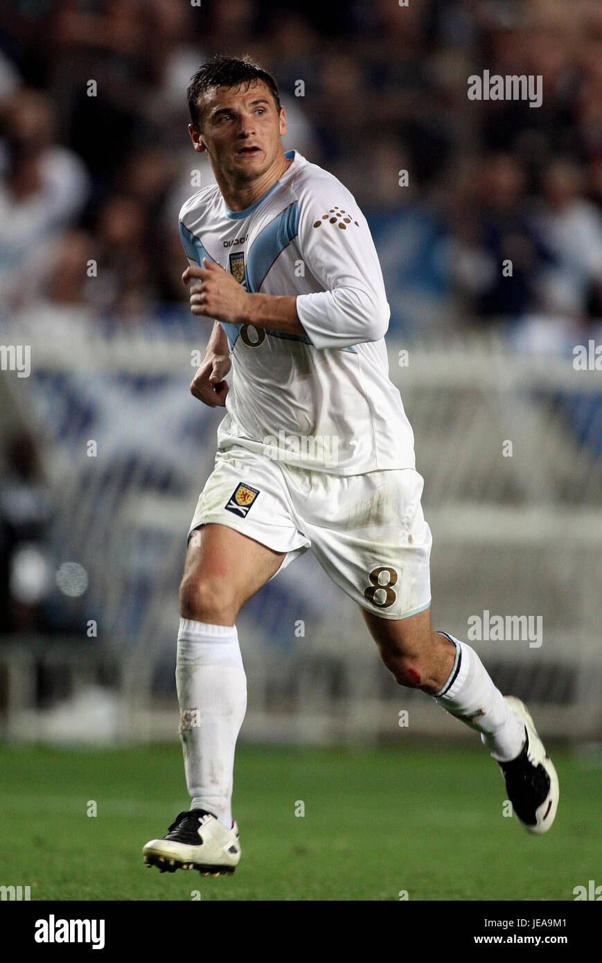 LEE MCCULLOCH SCOTLAND & GLASGOW RANGERS FC PARC DES PRINCES PARIS ...