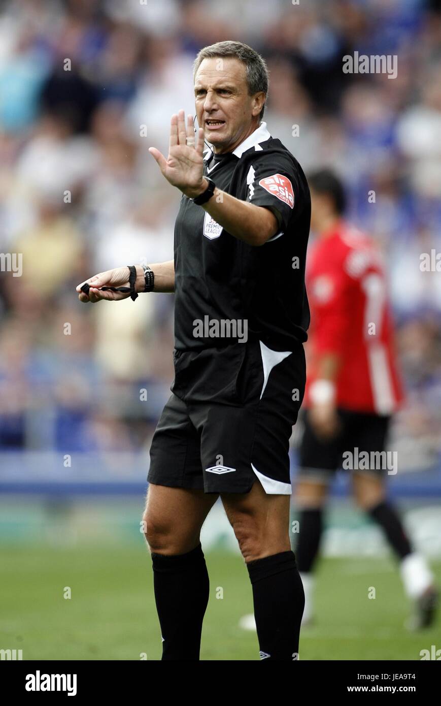 ALAN WILEY PREMIERSHIP REFEREE GOODISON PARK LIVERPOOL ENGLAND 15 ...