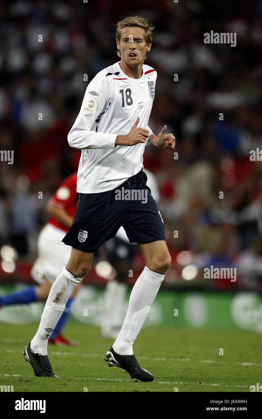 PETER CROUCH ENGLAND & LIVERPOOL FC WEMBLEY STADIUM LONDON ENGLAND 12 ...