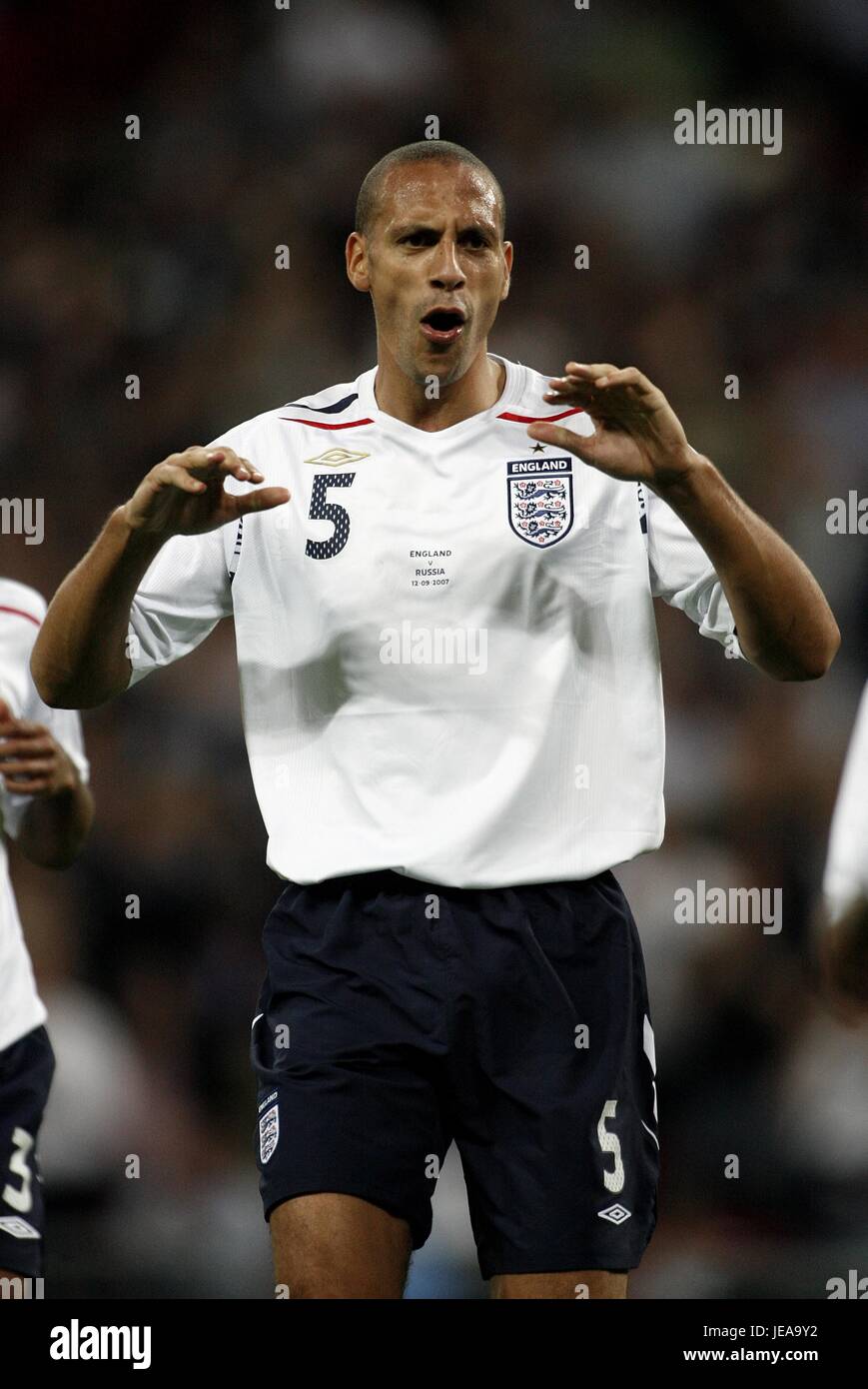 RIO FERDINAND ENGLAND & MANCHESTER UNITED FC WEMBLEY STADIUM LONDON ...