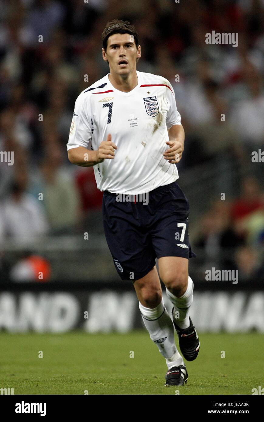 GARETH BARRY ENGLAND & ASTON VILLA FC WEMBLEY STADIUM LONDON ENGLAND 12 ...